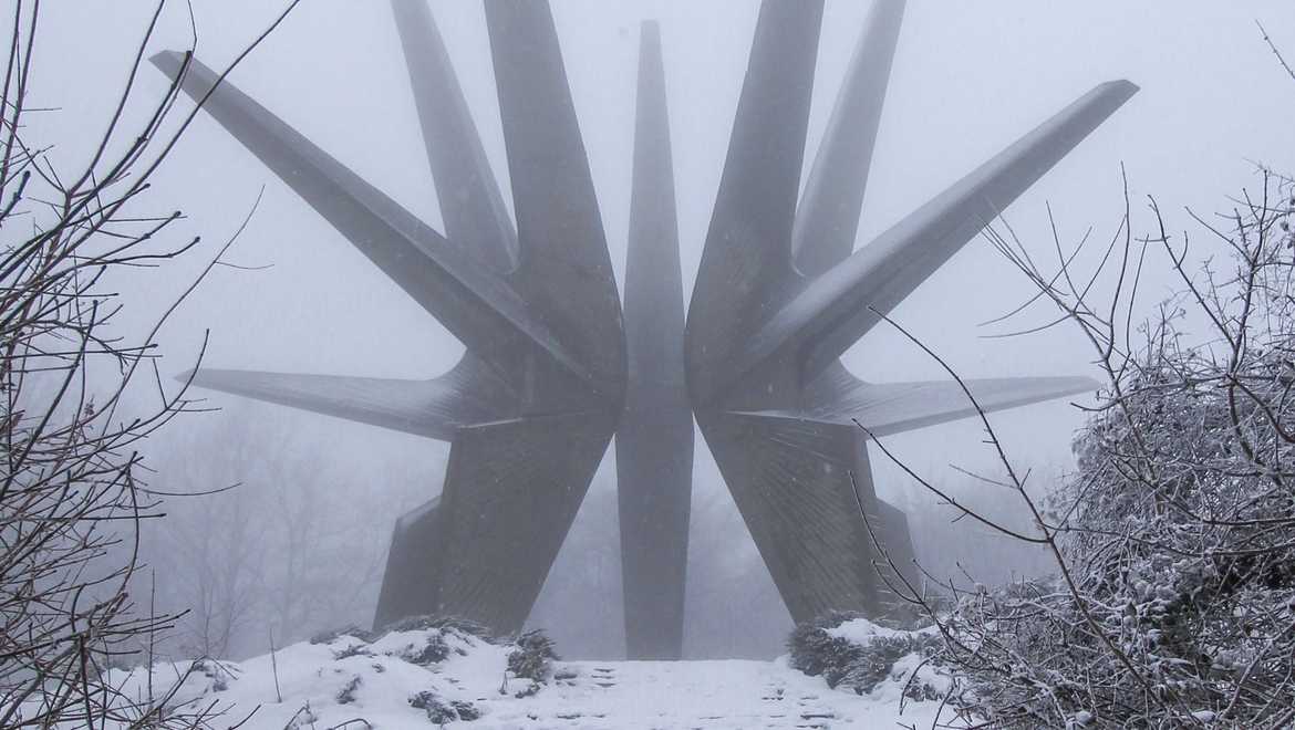 How to Write Surrealist Fiction | Liminal Pages