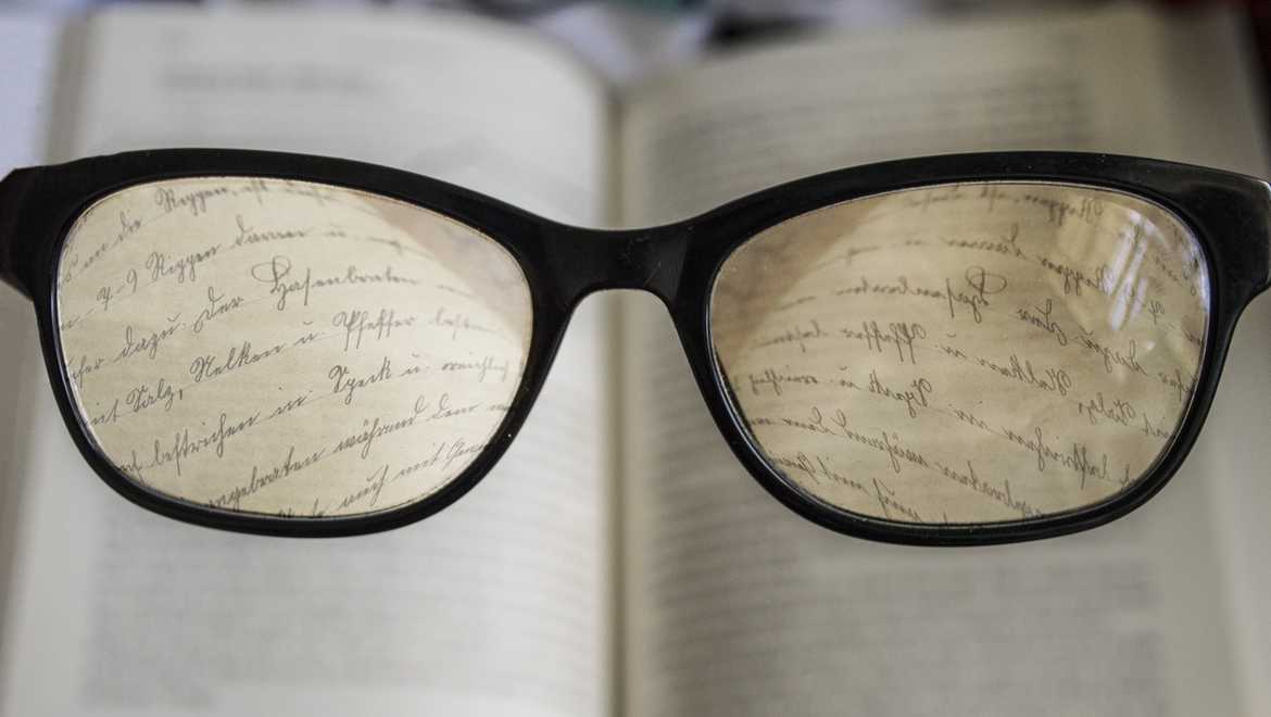 Writing A Novel You Should Know This About Point Of View Liminal Pages writing-a-novel-you-should-know-this-about-point-of-view-liminal-pages